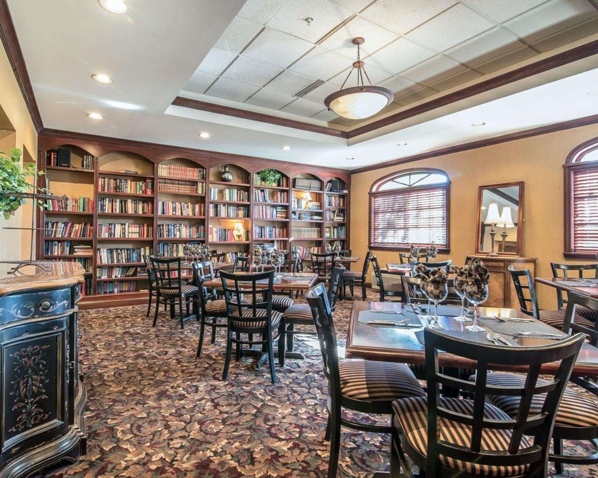 Clarion Hotel - Downtown - University Area, Oneonta, NY - Cylex Local ...