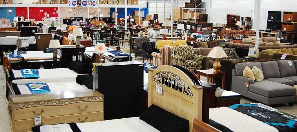 Furniture Factory Outlet, Warsaw, IN